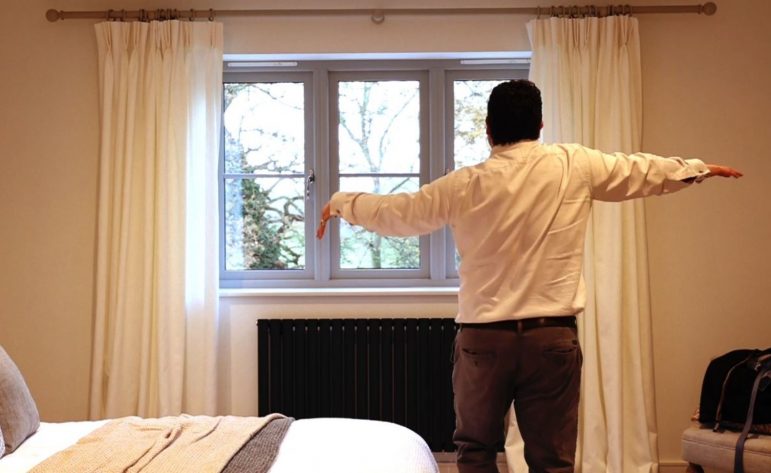 Estate agent's tribute to Love Actually dance scene proves a social ...